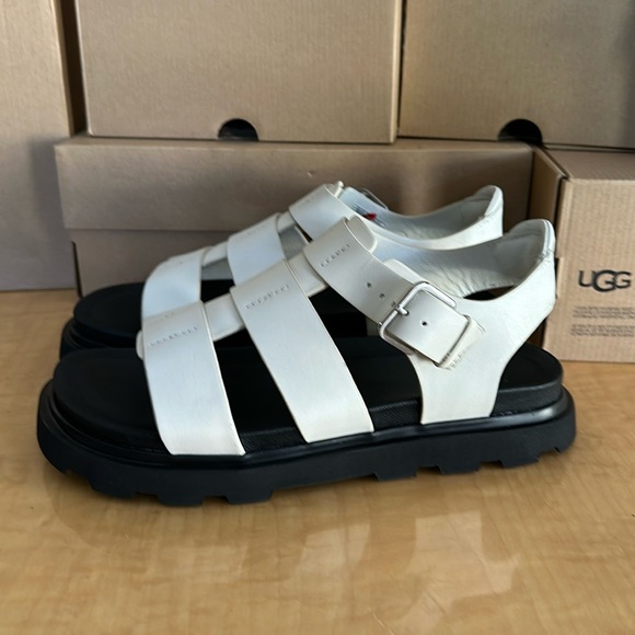 UGG | Shoes | Ugg Womens Capitelle Strap Sandal | Poshmark